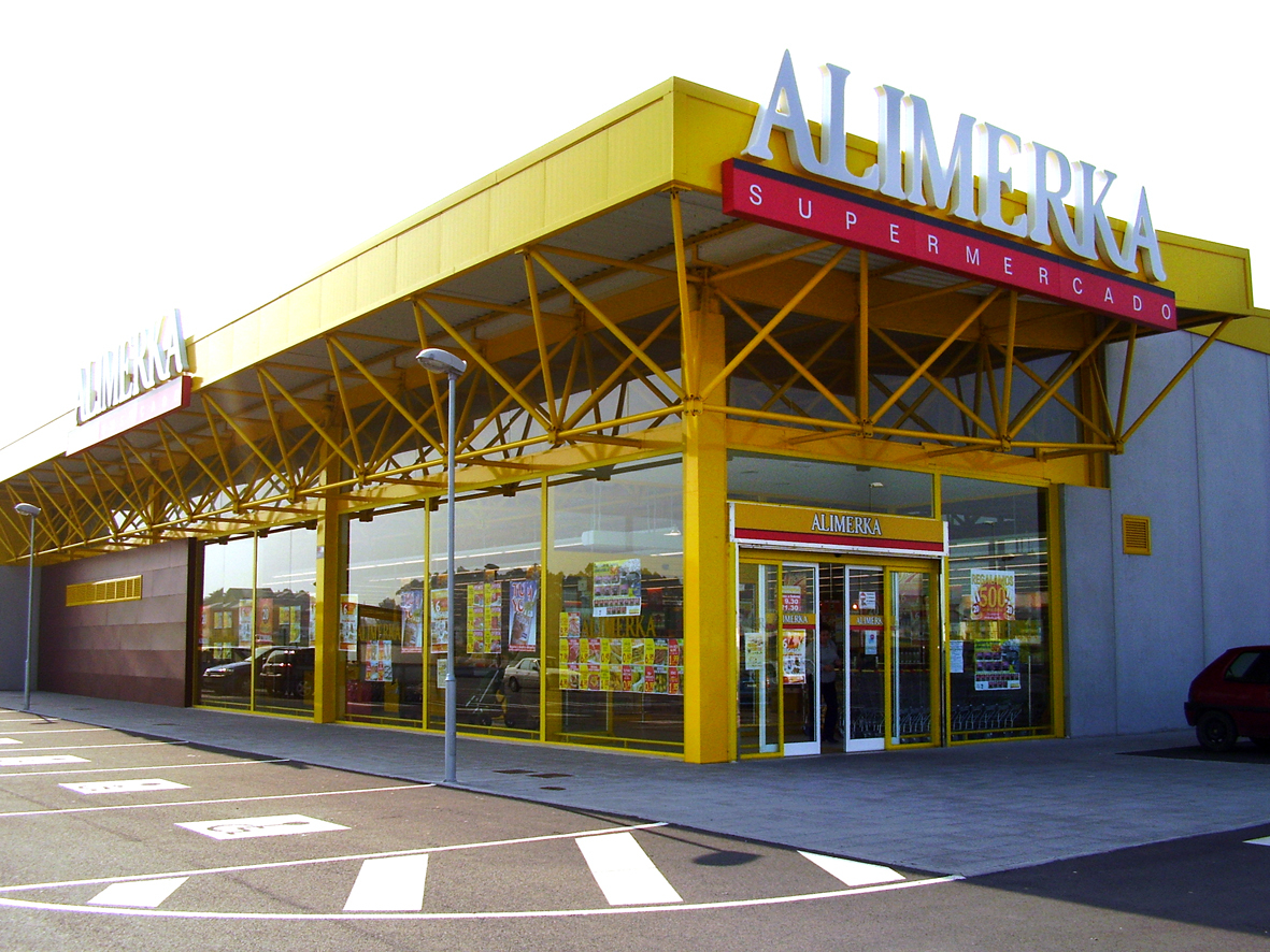 Alimerka ha anunciado una reestructuración temporal de su red comercial