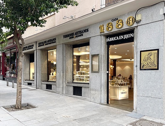 La firma de turrones 1880 inaugura en Madrid “Casa 1880”