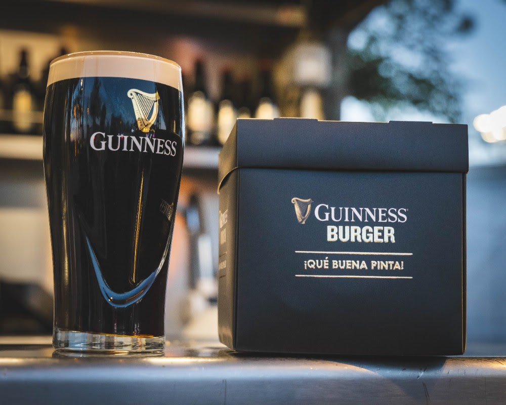 LA GUINNESS BURGER EN THE CHAMPIONS BURGER