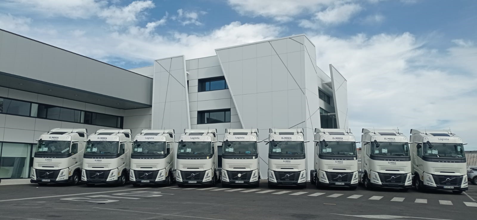 Logista incorpora a su flota más de 100 unidades del nuevo modelo Volvo ...