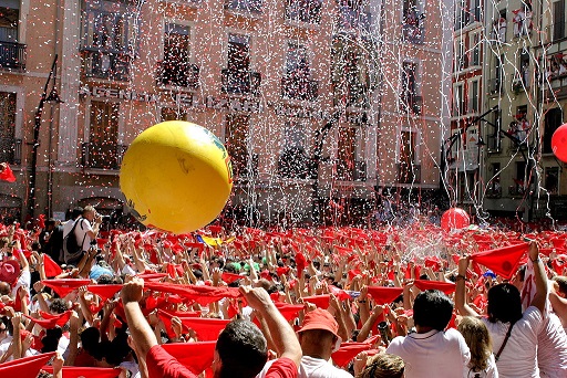 De fiesta popular en fiesta popular por la geografía española